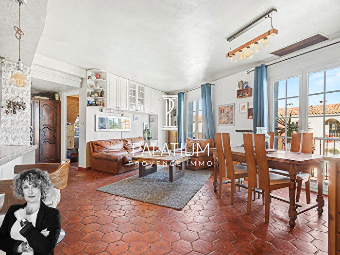 Appartement à vendre - Grimaud - 4 pièces - 3 chambres