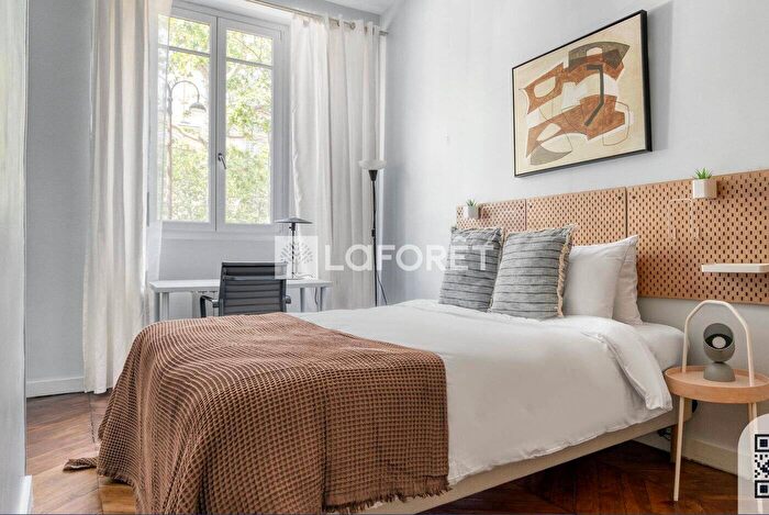 Appartement à louer - Ecole Militaire, Paris ème arrondissement - 3 pièces - 2 chambres