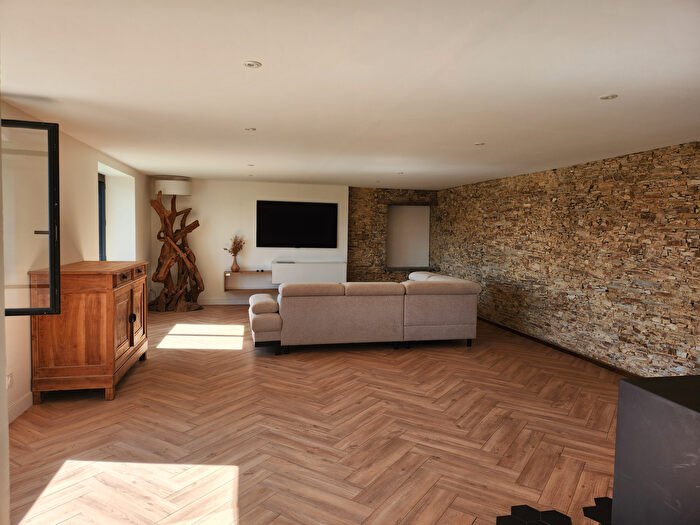 Maison à vendre - Les Essarts - 8 pièces - 4 chambres