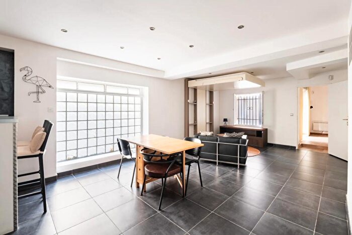 Appartement à vendre - Marseille e , Perier - 2 pièces - 1 chambre