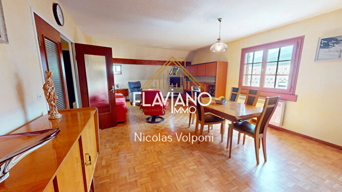 Appartement 4 pièces à vendre à Saint-Pons
