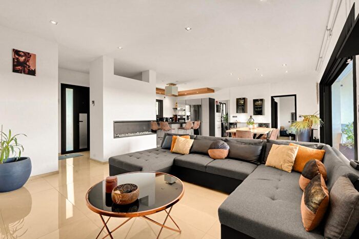 Maison à vendre - Fronton - 5 pièces - 4 chambres