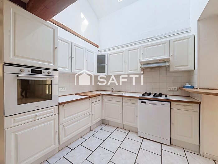 Maison 8 pièces à Méricourt, à vendre