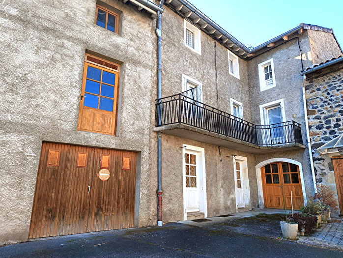Maison à vendre - Lantriac - 5 pièces - 4 chambres
