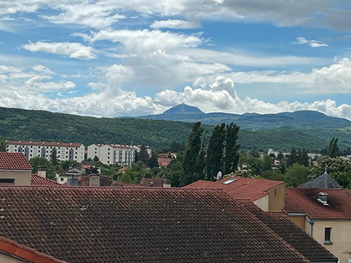 Appartement à vendre - Riom, Centre-ville - 3 pièces - 2 chambres