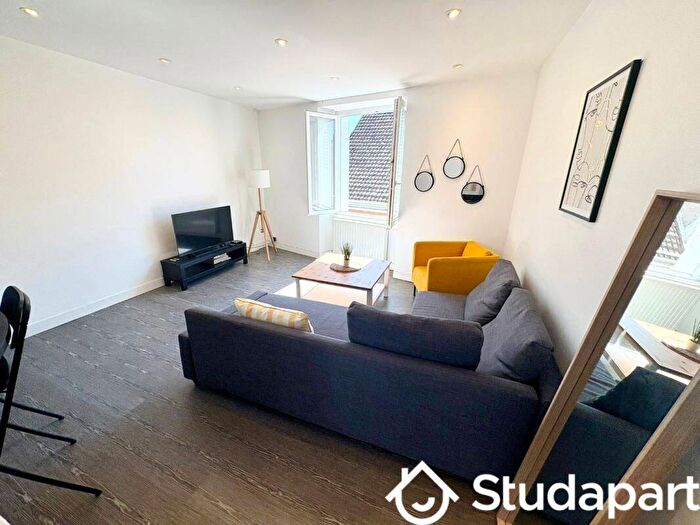 Bourgogne-Châtelet, Orléans : Appartement 1 pièce à louer