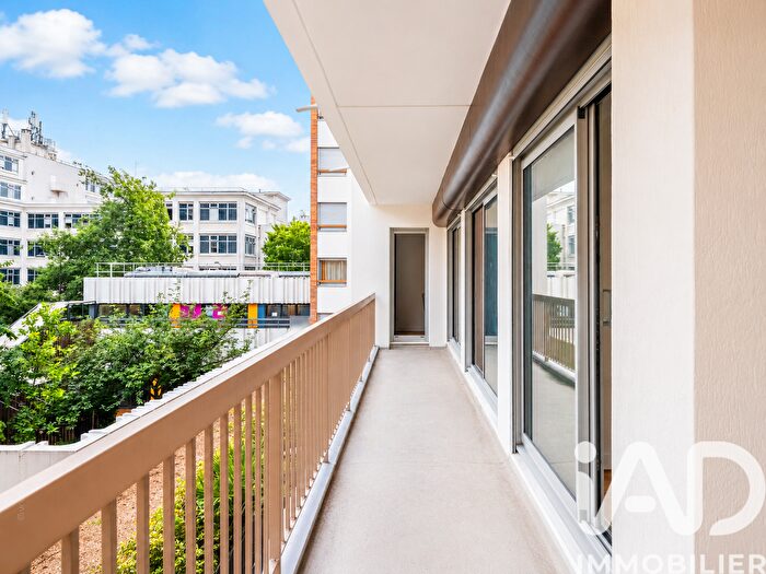 Appartement 4 pièces à Paris 11ème, République, Saint-Ambroise, à vendre
