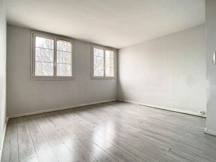 Appartement à louer - Cimetiere, Créteil - 2 pièces - 1 chambre