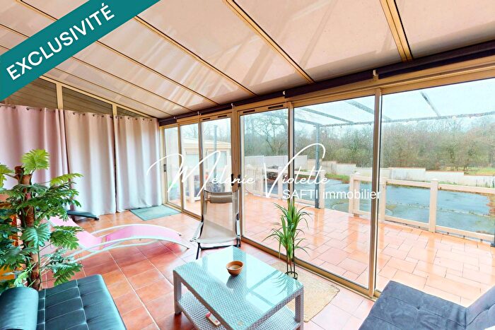 Maison à vendre - Moutiers-les-Mauxfaits - 6 pièces - 4 chambres