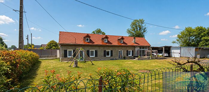 Maison 3 pièces à vendre à Labatmale