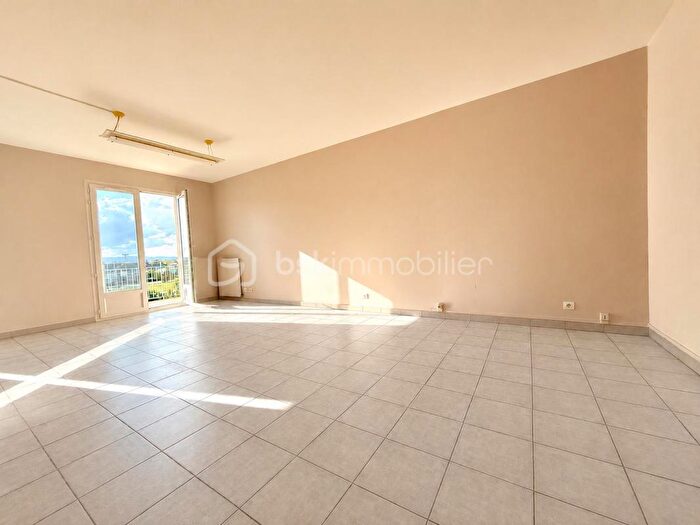 Appartement 2 pièces à Chassieu, à vendre