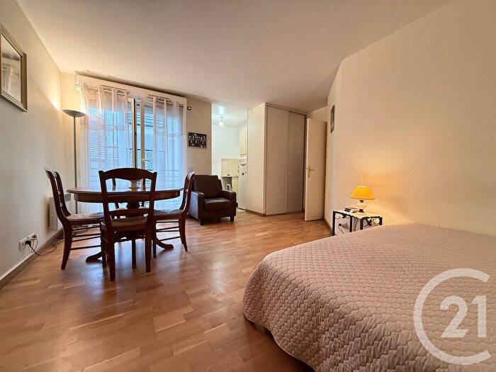 Appartement à vendre - Le Port-Marly - 1 pièce - 1 chambre