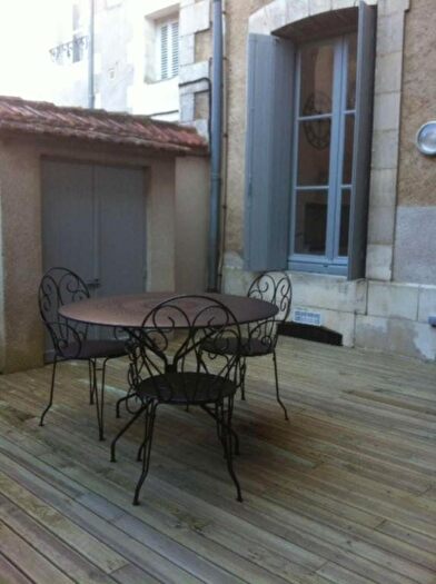 Appartement à louer - Poitiers, Centre-ville - 1 pièce