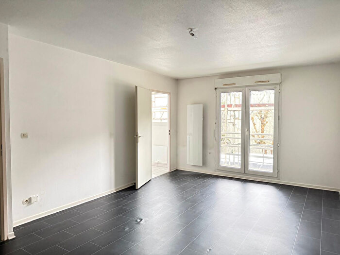 Appartement à louer - Nancy, Poincaré, Foch, Anatole France, Croix de Bourgogne - 1 pièce