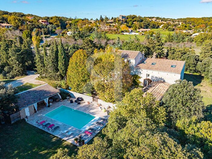 Maison à vendre - Grignan - 13 pièces - 9 chambres