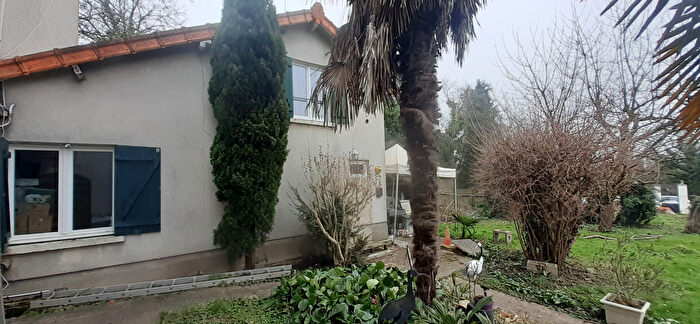 Maison à vendre - Crosne - 2 pièces - 1 chambre