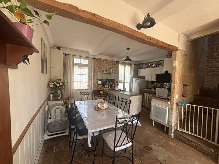 Maison 7 pièces à Reviers, à vendre