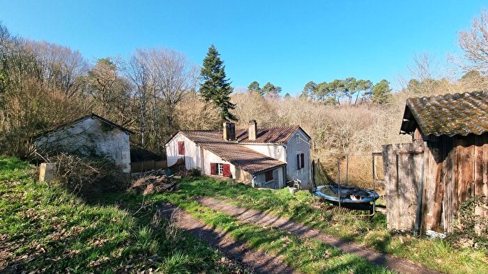 Maison à vendre - Grun-Bordas - 3 pièces - 2 chambres