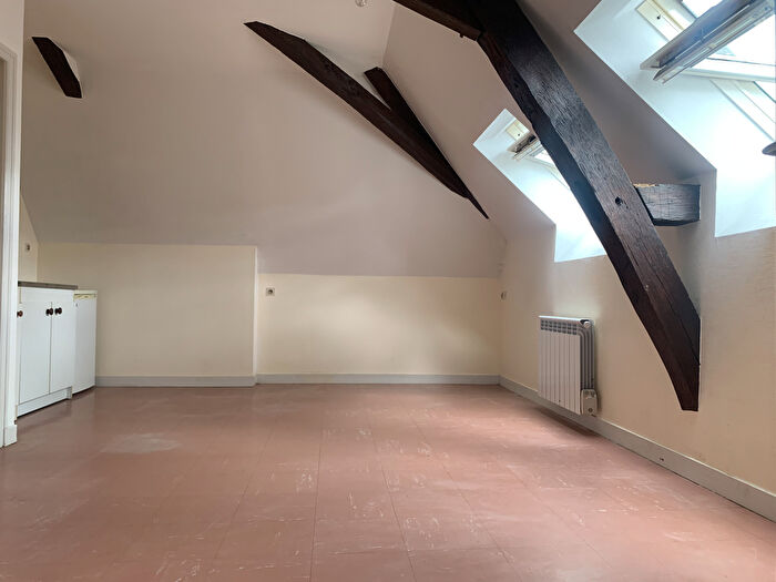 Sablé-sur-Sarthe, Centre-ville, Sillé le Guillaume : Appartement 2 pièces à louer