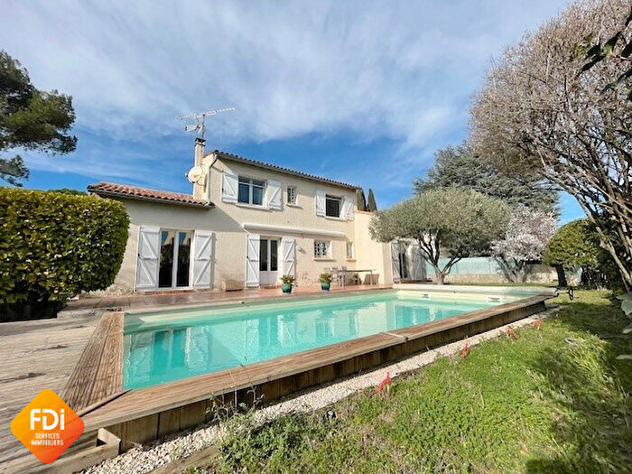 Maisons à vendre et appartements à louer - 1