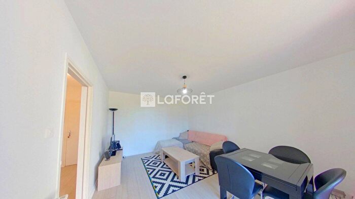Peripherie, Péronnas : Appartement 2 pièces à louer