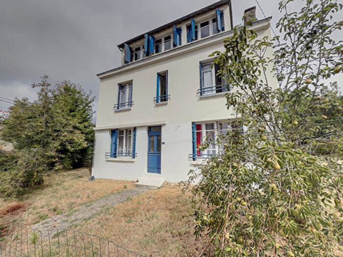 Maison 6 pièces à Baud, à vendre
