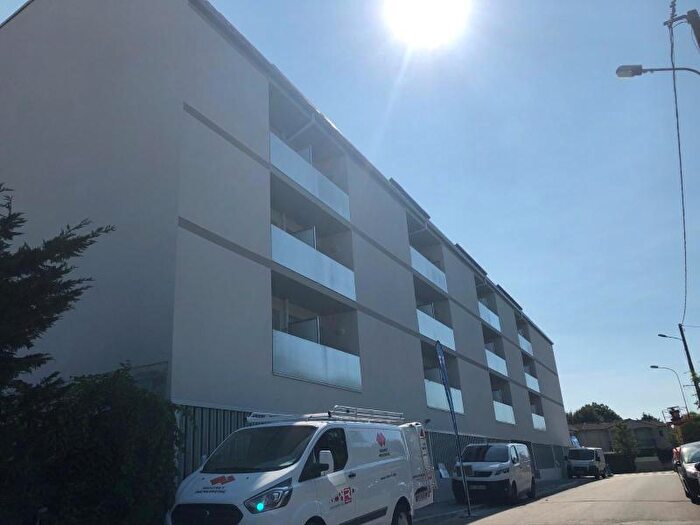 Appartement à louer - Villenave-dOrnon, Pontac, La Générale - 1 pièce