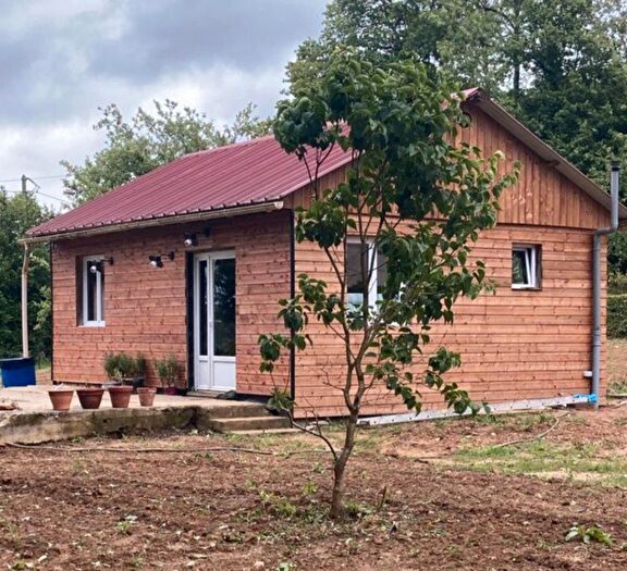 Maison à vendre - Saint-Aquilin-de-Corbion - 3 pièces - 1 chambre