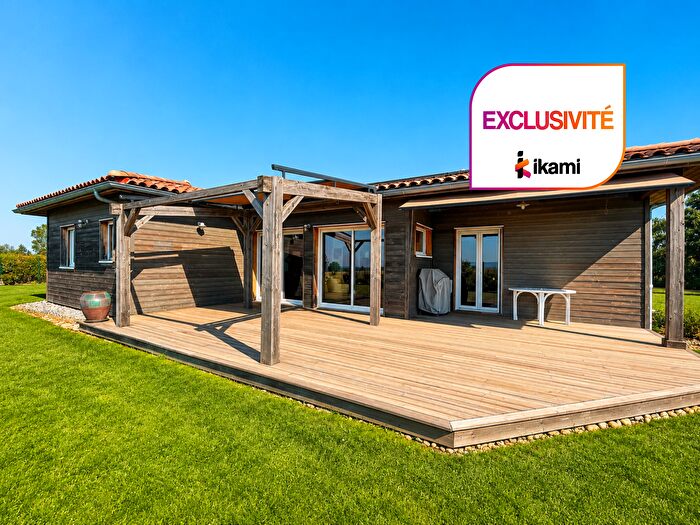 Maison 6 pièces à Saint-Bardoux, à vendre