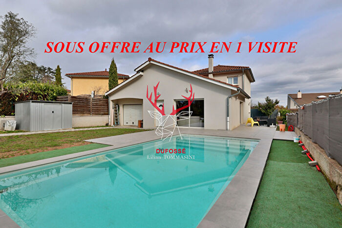 Maison à vendre - La Tour-de-Salvagny - 6 pièces - 5 chambres