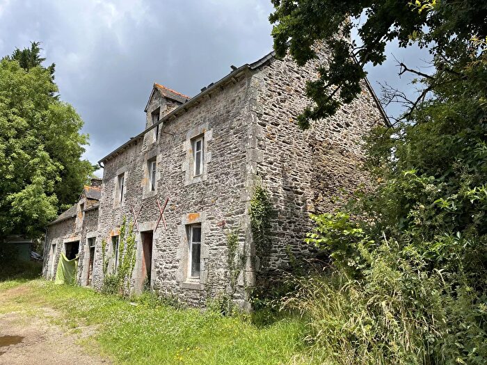 Maison à vendre - Allineuc - 7 pièces