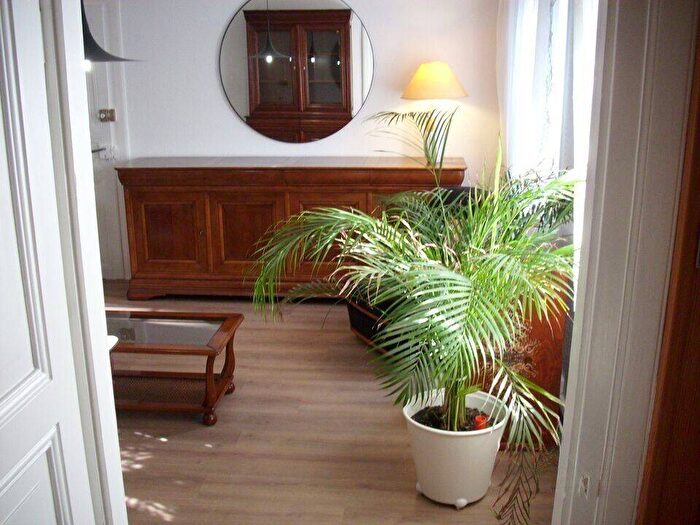 Centre Ouest, Guebwiller : Appartement 3 pièces à louer