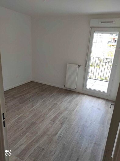 Appartement à louer - Villeneuve-la-Garenne - 3 pièces - 2 chambres