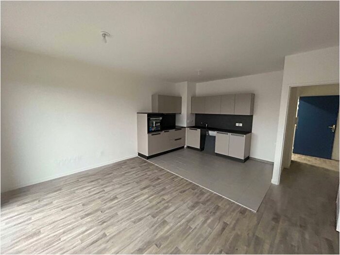 Appartement à louer - Nieppe - 3 pièces - 2 chambres