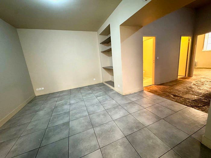 Arènes, Nîmes : Appartement 3 pièces à louer