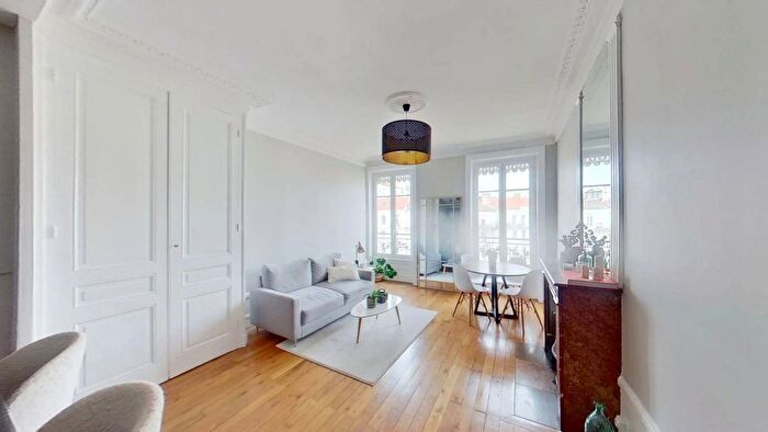 Appartement à louer - Brotteaux, Lyon ème arrondissement - 2 pièces - 1 chambre