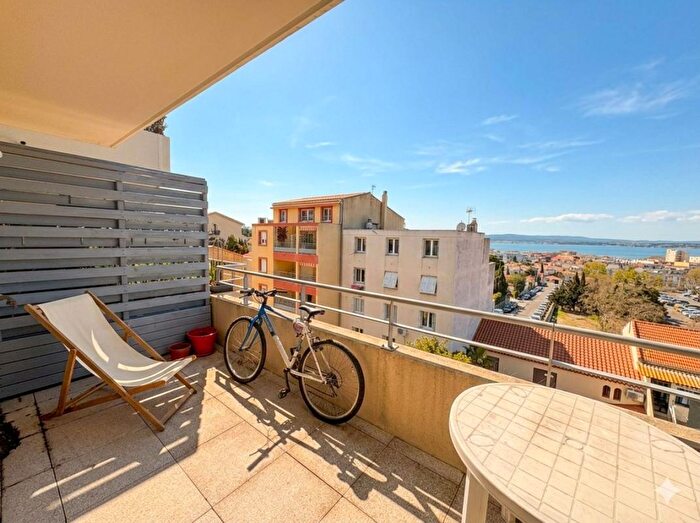 Appartement à vendre - Sète, Centre-ville - 2 pièces - 1 chambre