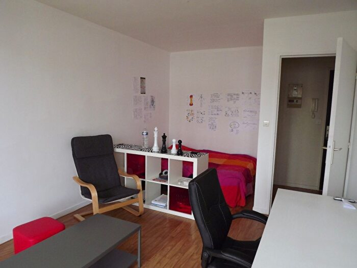 Appartement à louer - Poitiers, Montbernage, Pont Neuf - 1 pièce