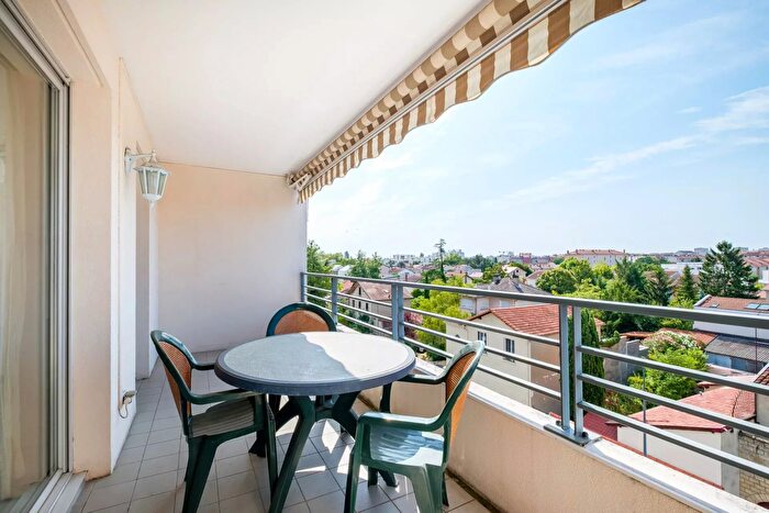 Villeurbanne, Les Poulettes - Appartement 3 pièces à vendre