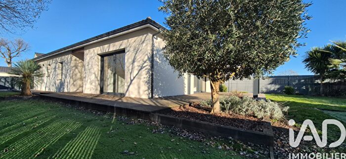 Maison à vendre - Parempuyre - 4 pièces - 3 chambres