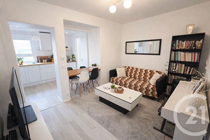 Maison à vendre - Nîmes, Gambetta - 6 pièces - 5 chambres