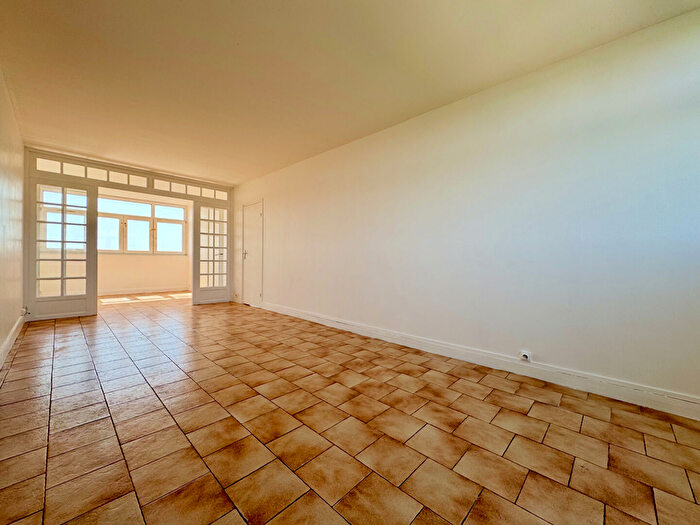 Appartement 3 pièces à vendre - Évry, Village