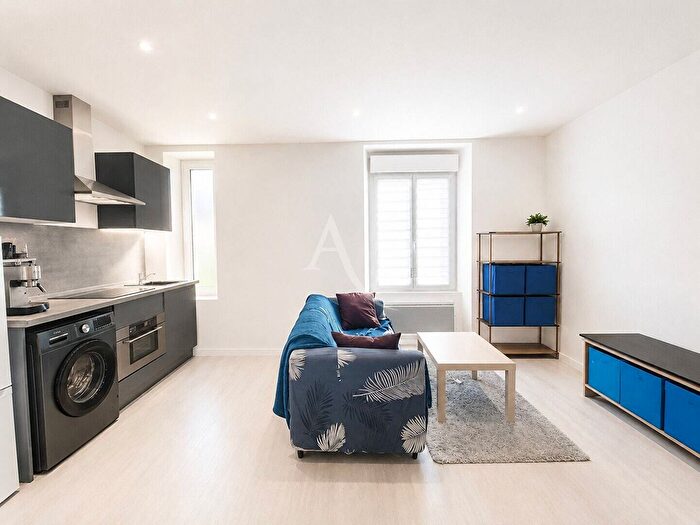 Sud, Gisors : Appartement 2 pièces à louer