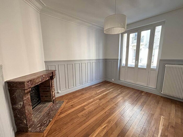 Appartement à louer - République, Puteaux - 3 pièces - 1 chambre