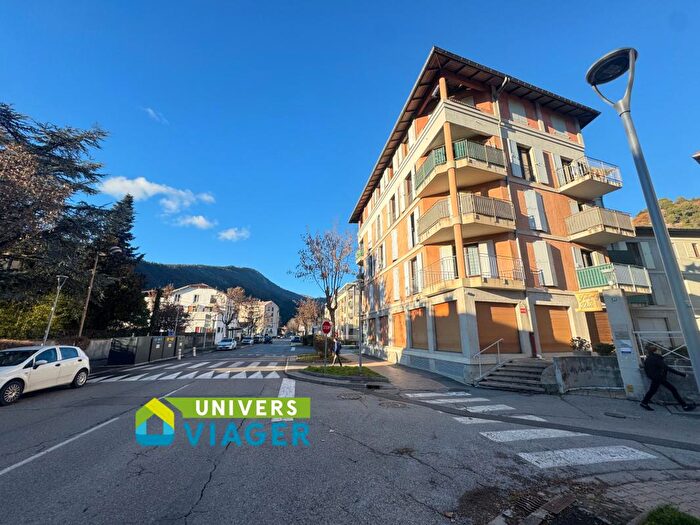 Appartement à vendre - Digne-les-Bains - 3 pièces - 2 chambres