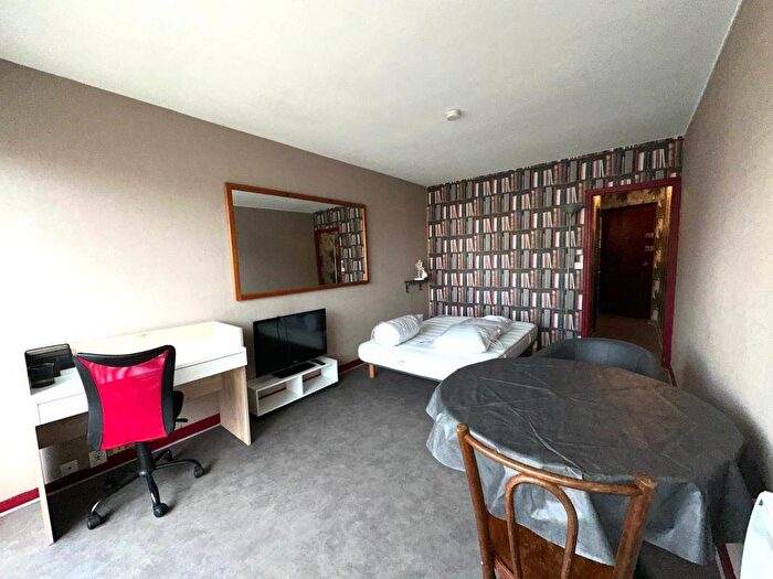 Appartement à louer - Naudet, Gradignan - 1 pièce