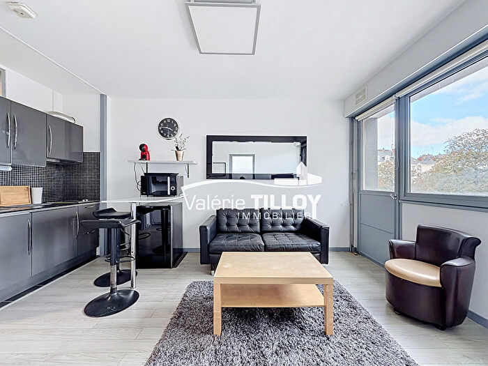 Appartement 2 pièces à Quartiers Centre, Centre-ville, à vendre