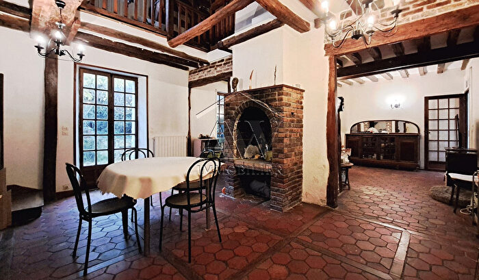 Maison à vendre - Neuilly-en-Thelle - 9 pièces - 4 chambres