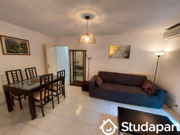 Corniche Fleurie, Nice : Appartement 2 pièces à louer