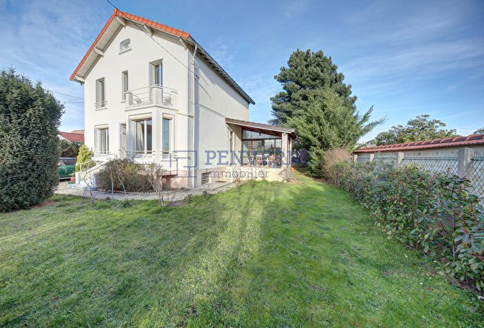 Maison à vendre - Chatou, Ouest - 5 pièces - 3 chambres